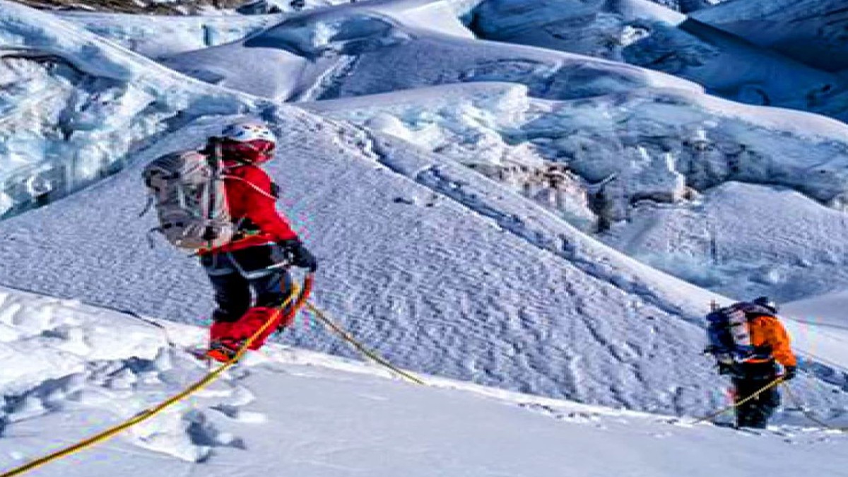 Two Peaks climbing (island + Mera) (without Everest Base Camp )